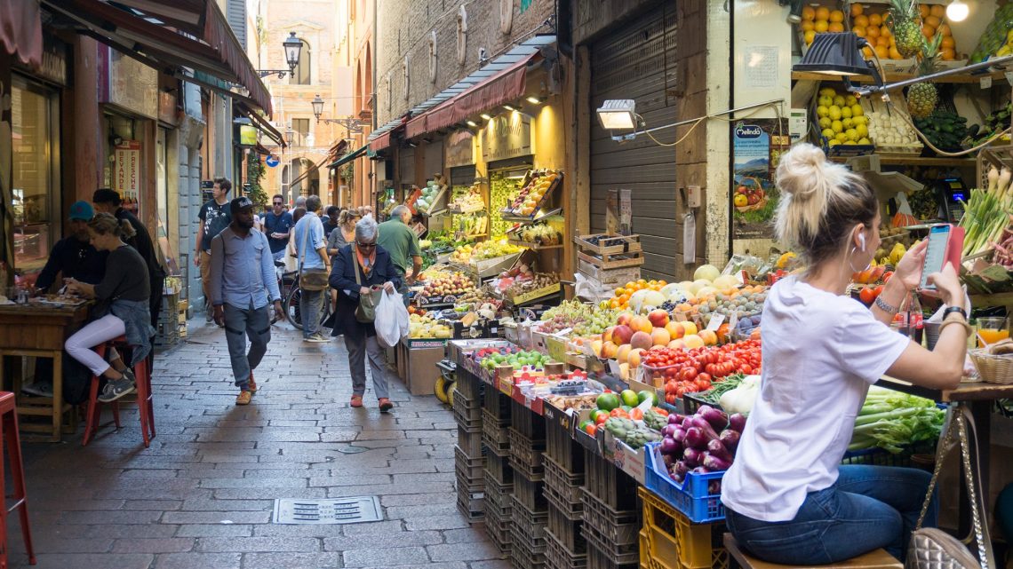 15 Best Things to Do in Bologna, Italy - Italy We Love You