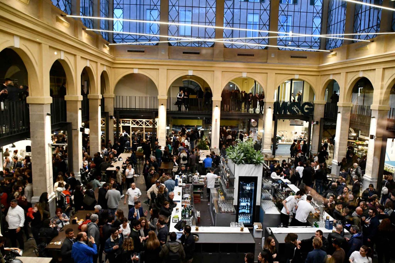 The 9 Most Famous Historic Markets in Italy - Italy We Love You